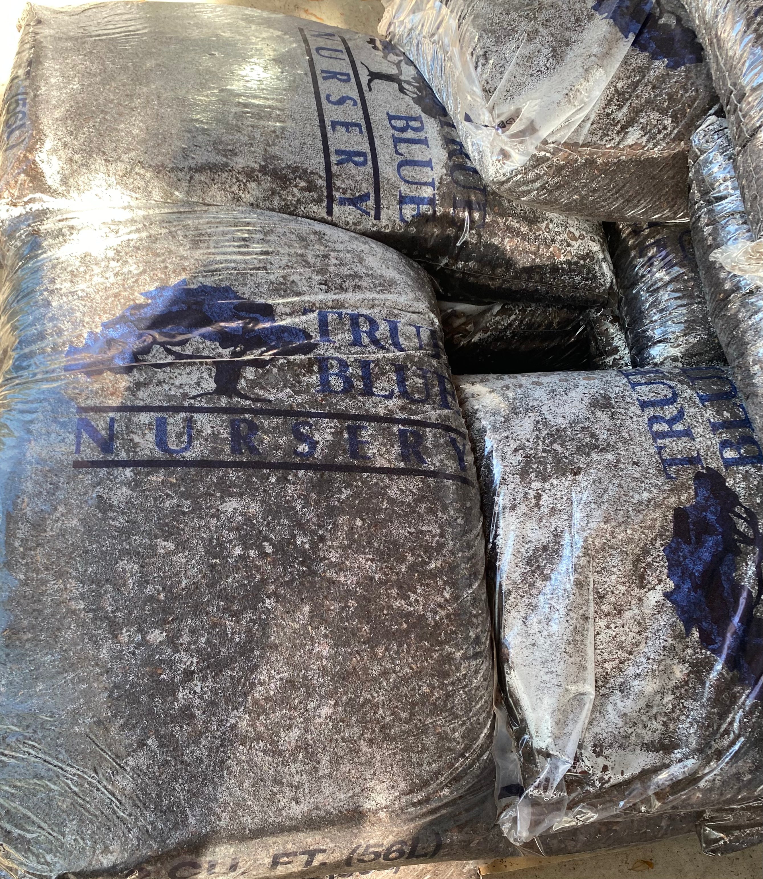 True Blue Perfect Potting & Planting Soil – True Blue Nursery
